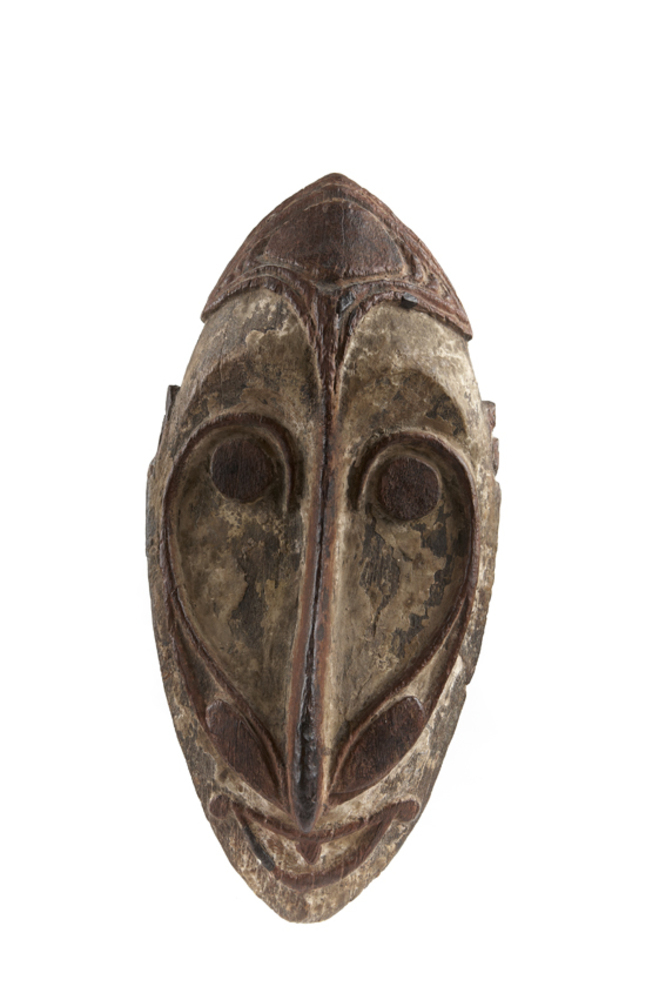 161 - Canoe shield mask - Sainsbury Centre