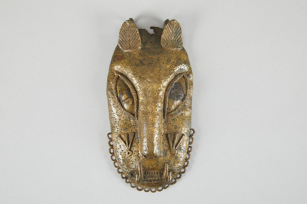 233 - Leopard head hip mask - Sainsbury Centre