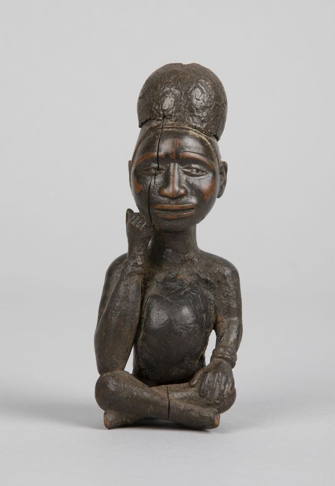 262 - Seated figure - Sainsbury Centre