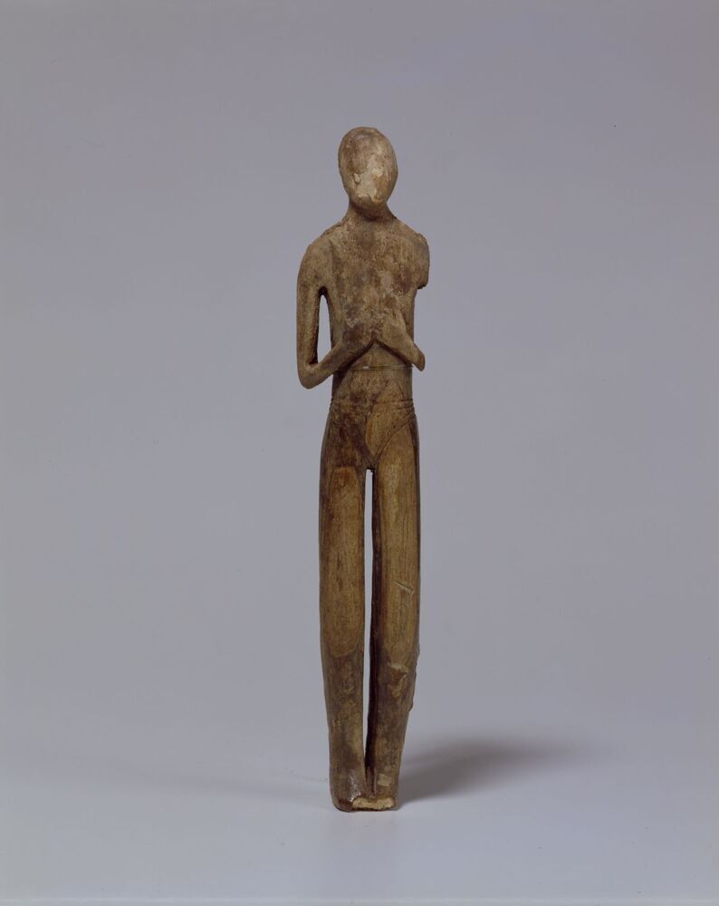 591a - Standing figure - Sainsbury Centre