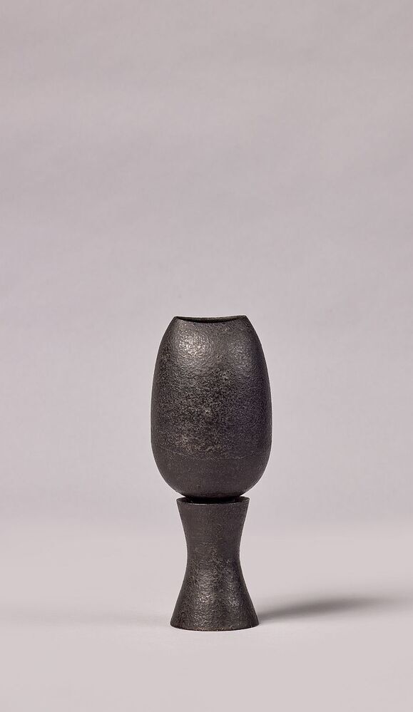 838AU - Ovoid form - Sainsbury Centre