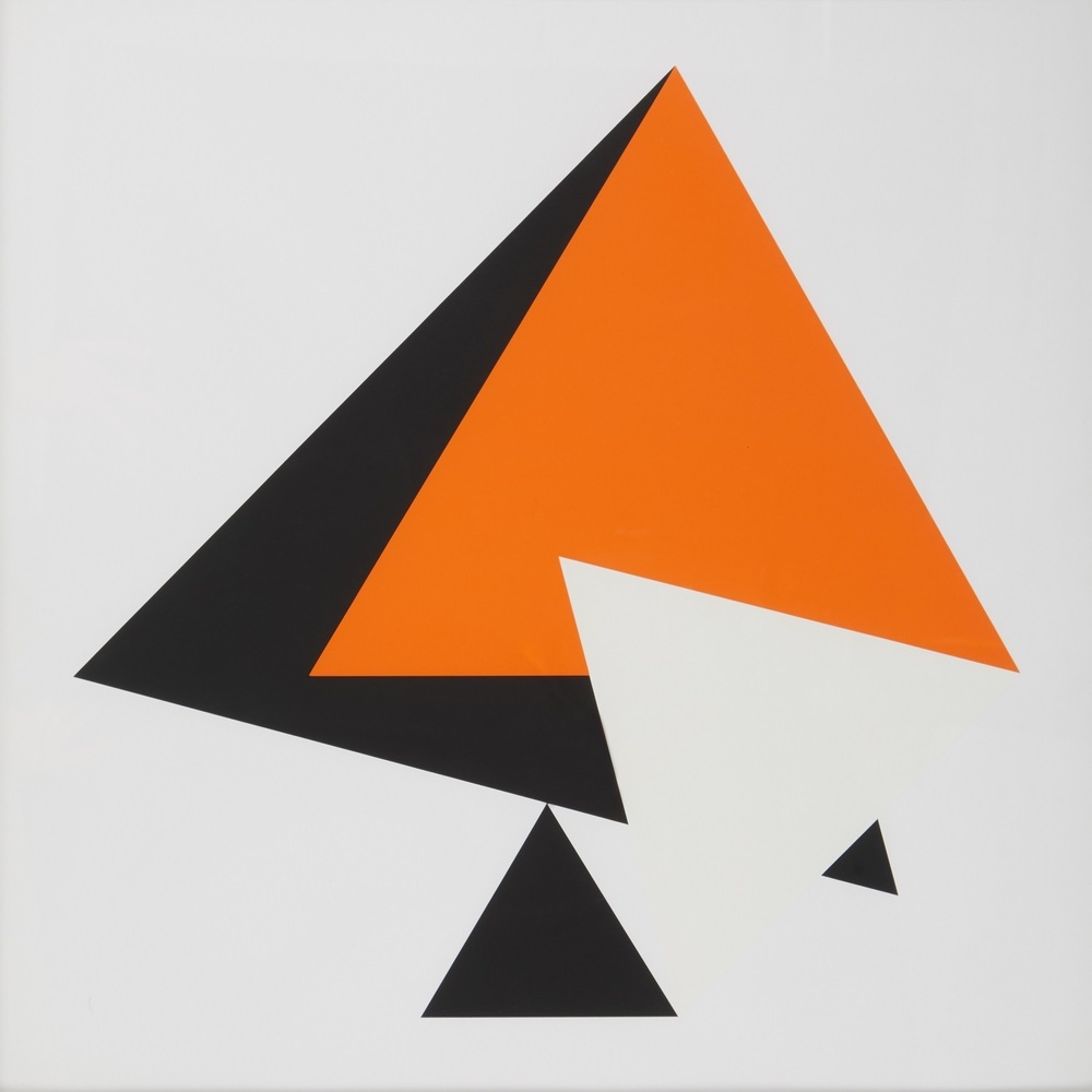 31733 - Four Triangles - Sainsbury Centre